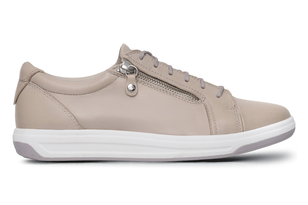 Ascent Stratus Zip C Taupe Womens – FootMotion